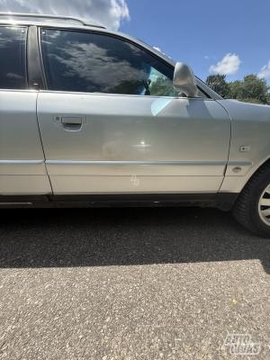 Pelēks Audi A6 1997 Viļņa, ar dzinēja tilpumu 2.50 L un nobraukumu 380 tūkst. km par 1800 €, foto 21 vietnē AUTOMOTO.COM.LV
