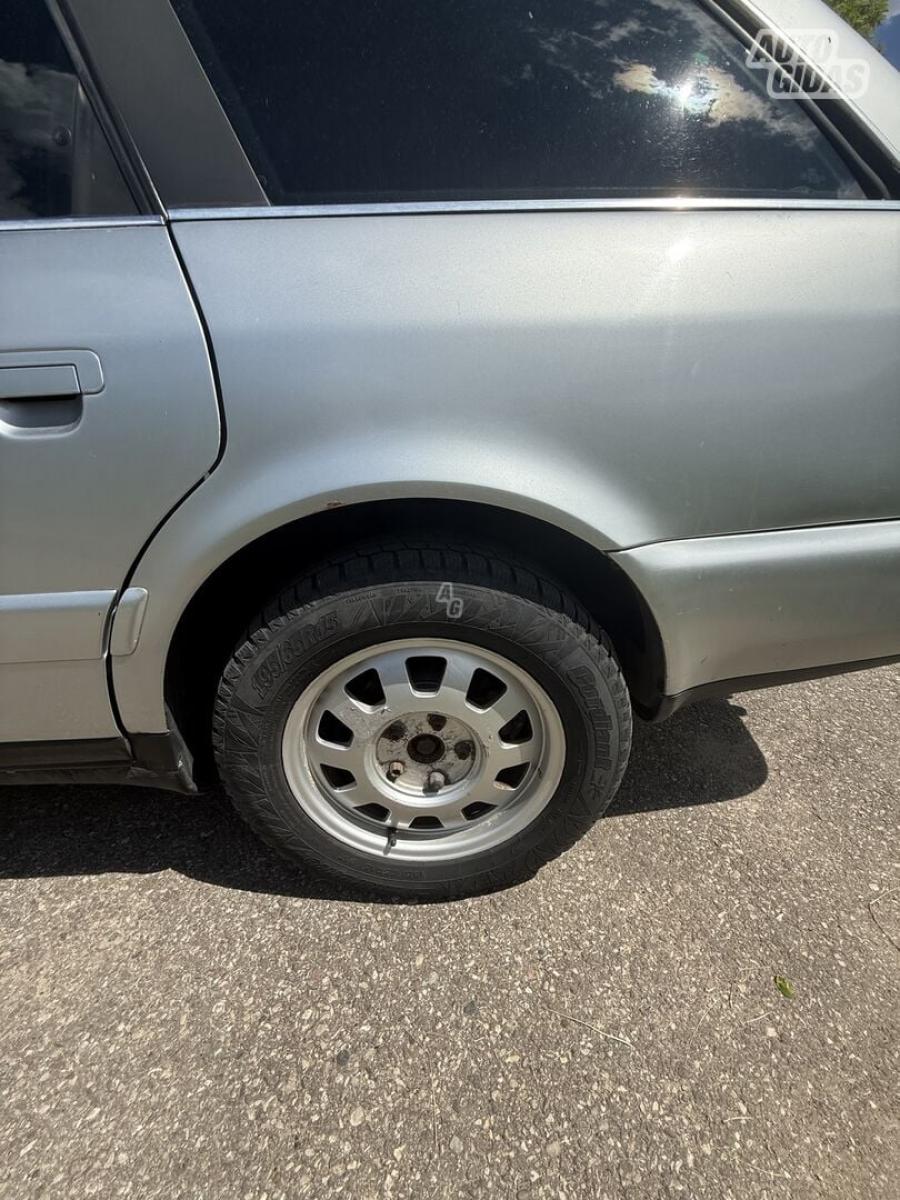 Pelēks Audi A6 1997 Viļņa, ar dzinēja tilpumu 2.50 L un nobraukumu 380 tūkst. km par 1800 €, foto 25 vietnē AUTOMOTO.COM.LV