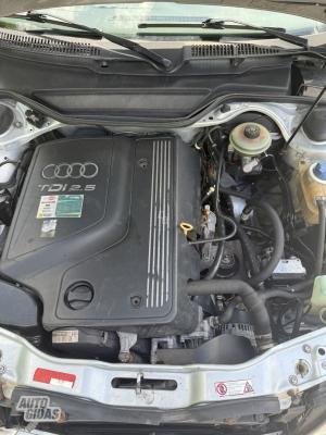 Pelēks Audi A6 1997 Viļņa, ar dzinēja tilpumu 2.50 L un nobraukumu 380 tūkst. km par 1800 €, foto 28 vietnē AUTOMOTO.COM.LV