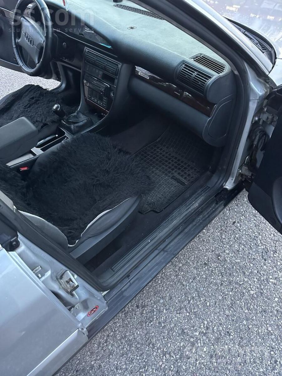 Pelēks Audi A6 1997 Krāslava, ar dzinēja tilpumu 2.50 L un nobraukumu 0 tūkst. km par 3650 €, foto 8 vietnē AUTOMOTO.COM.LV