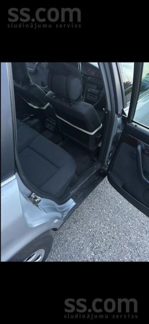 Pelēks Audi A6 1997 Krāslava, ar dzinēja tilpumu 2.50 L un nobraukumu 0 tūkst. km par 3200 €, foto 6 vietnē AUTOMOTO.COM.LV