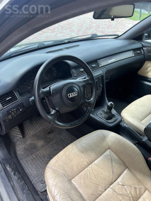 Pelēks Audi A6 1999 Daugavpils, ar dzinēja tilpumu 1.90 L un nobraukumu 188 tūkst. km par 1000 €, foto 4 vietnē AUTOMOTO.COM.LV