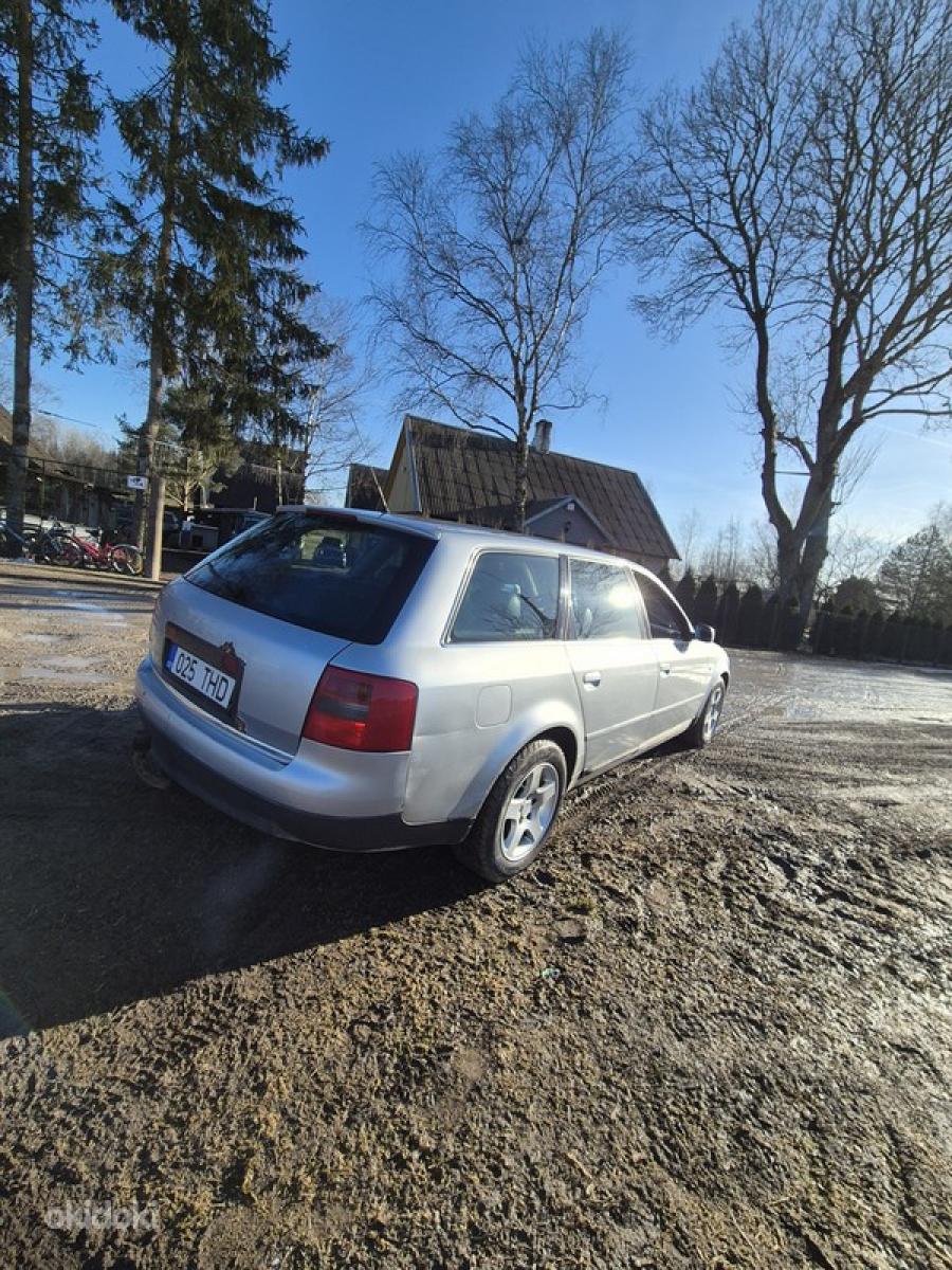 Pelēks Audi A6 1999 Peltsamā, ar dzinēja tilpumu 2.80 L un nobraukumu 430 tūkst. km par 1000 €, foto 12 vietnē AUTOMOTO.COM.LV