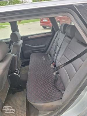 Pelēks Audi A6 2000 Ignalina, ar dzinēja tilpumu 1.90 L un nobraukumu 348 tūkst. km par 1350 €, foto 9 vietnē AUTOMOTO.COM.LV