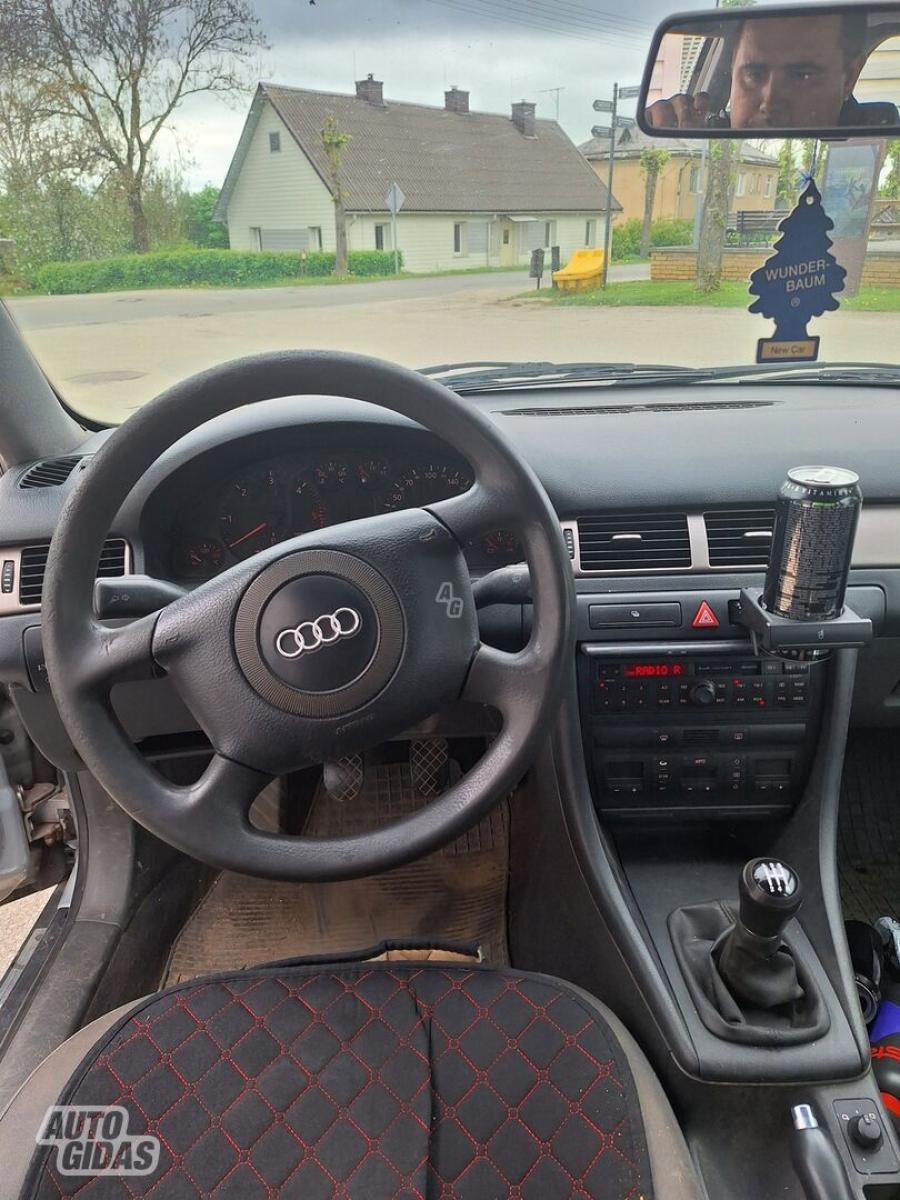 Pelēks Audi A6 2000 Ignalina, ar dzinēja tilpumu 1.90 L un nobraukumu 348 tūkst. km par 1350 €, foto 10 vietnē AUTOMOTO.COM.LV