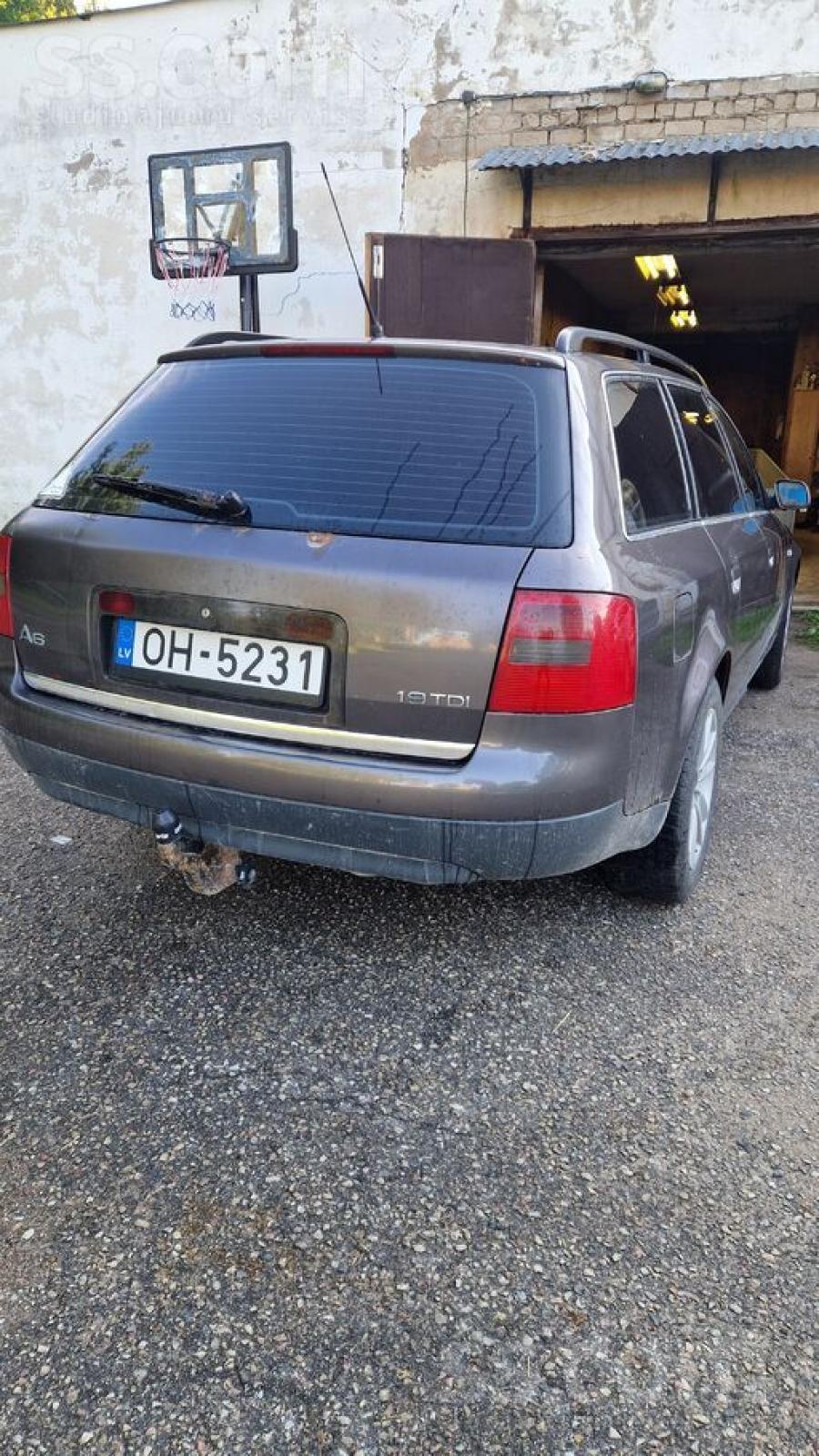 Grey Audi A6 2000 in Aluksne, with an engine capacity of 1.90 L and mileage of 378 thousand km for 1300 €, photo 5 on AUTOMOTO.COM.LV
