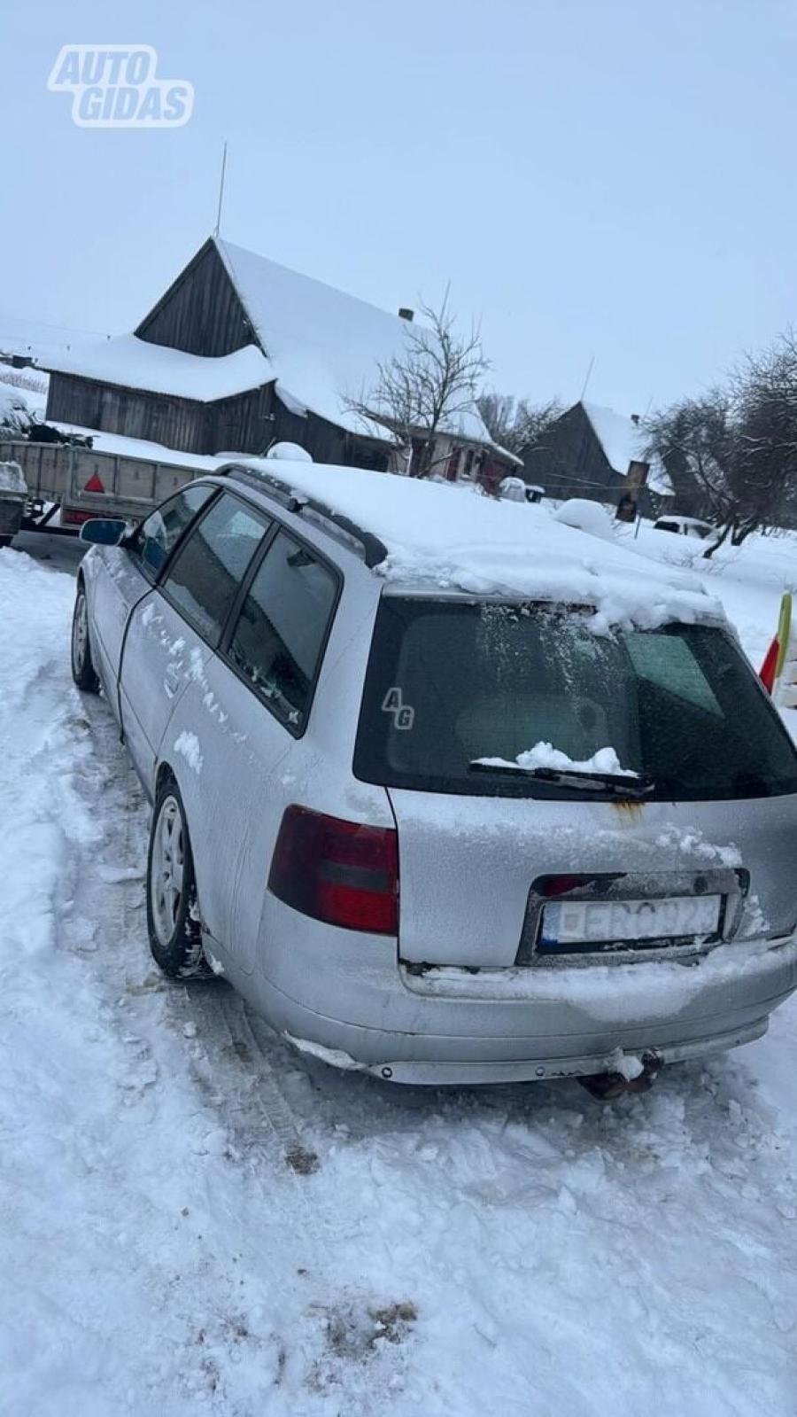 Pelēks Audi A6 2001 Panevēža, ar dzinēja tilpumu 2.50 L un nobraukumu 300 tūkst. km par 920 €, foto 1 vietnē AUTOMOTO.COM.LV