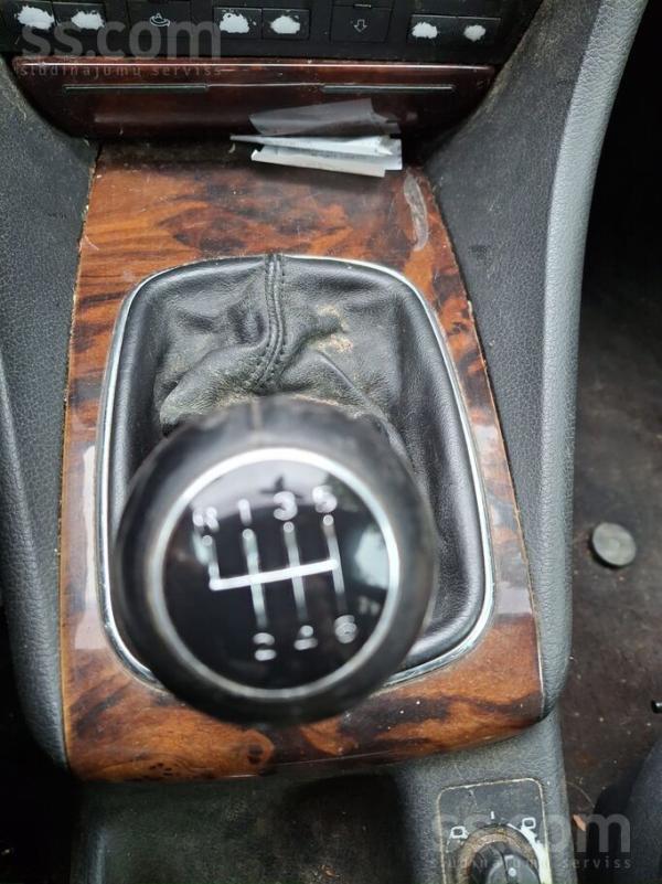 Pelēks Audi A6 2001 Rīga, ar dzinēja tilpumu 2.40 L un nobraukumu 295 tūkst. km par 2000 €, foto 4 vietnē AUTOMOTO.COM.LV