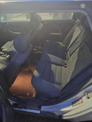 Pelēks Audi A6 2001 Kaišiadorys, ar dzinēja tilpumu 2.50 L un nobraukumu 321 tūkst. km par 700 €, foto 13 vietnē AUTOMOTO.COM.LV