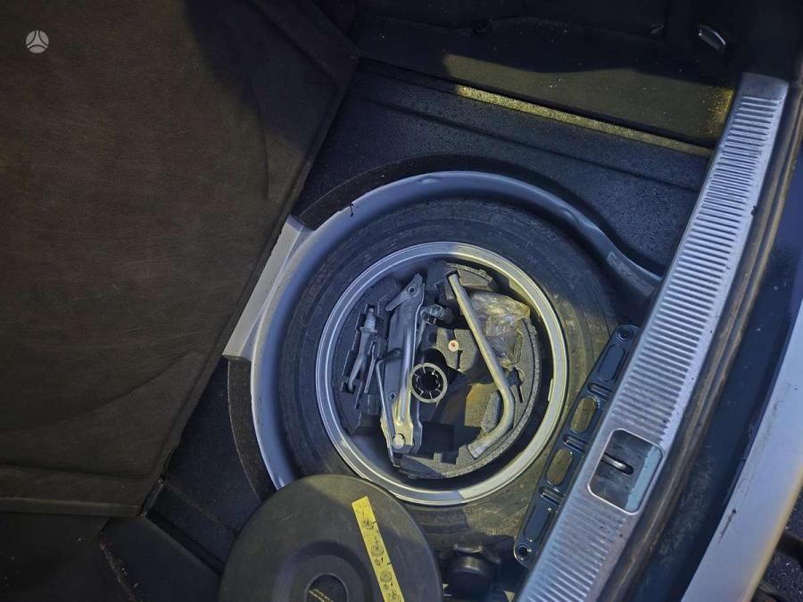 Pelēks Audi A6 2001 Kaišiadorys, ar dzinēja tilpumu 2.50 L un nobraukumu 321 tūkst. km par 700 €, foto 15 vietnē AUTOMOTO.COM.LV