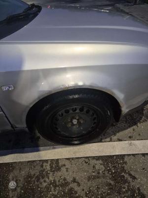 Pelēks Audi A6 2001 Kaišiadorys, ar dzinēja tilpumu 2.50 L un nobraukumu 321 tūkst. km par 700 €, foto 18 vietnē AUTOMOTO.COM.LV