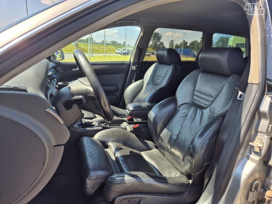 Pelēks Audi A6 2001 Kauņa, ar dzinēja tilpumu 2.50 L un nobraukumu 475 tūkst. km par 1600 €, foto 7 vietnē AUTOMOTO.COM.LV
