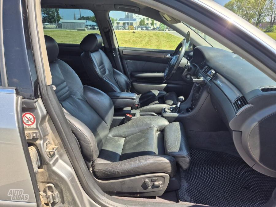 Pelēks Audi A6 2001 Kauņa, ar dzinēja tilpumu 2.50 L un nobraukumu 475 tūkst. km par 1600 €, foto 10 vietnē AUTOMOTO.COM.LV