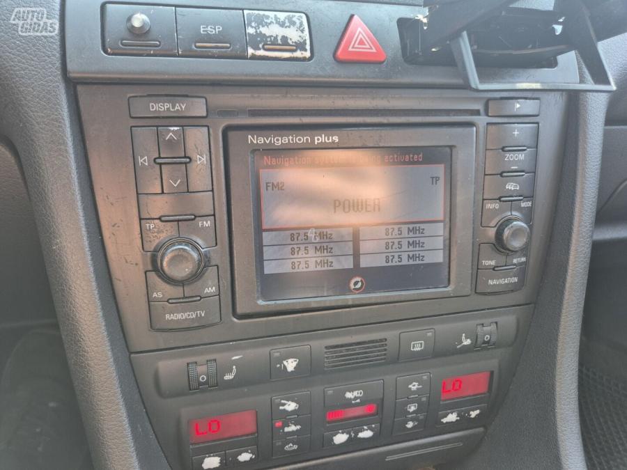 Pelēks Audi A6 2001 Kauņa, ar dzinēja tilpumu 2.50 L un nobraukumu 475 tūkst. km par 1600 €, foto 14 vietnē AUTOMOTO.COM.LV