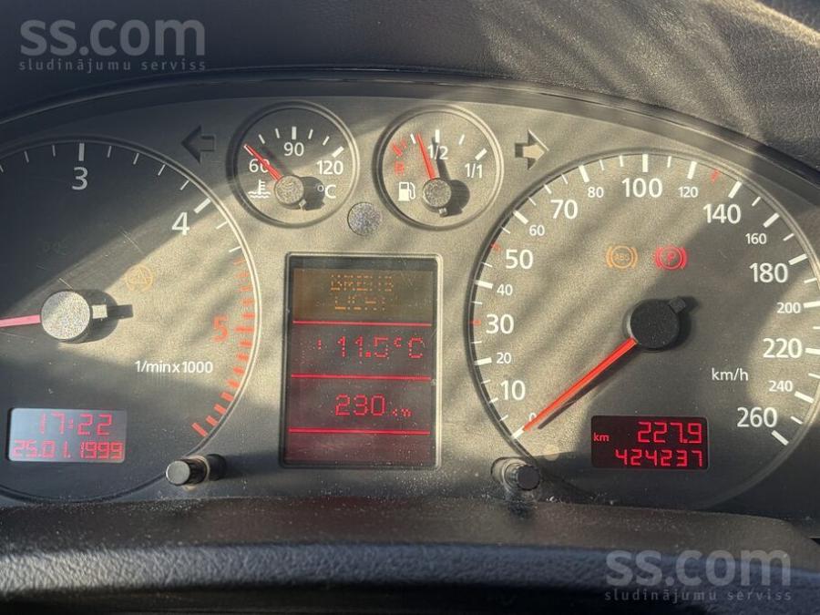 Серый Ауди А6 2001 в Лудза, объемом двигателя 1.90 л и пробегом 424 тыс. км за 1500 €, фото 6 на AUTOMOTO.COM.LV