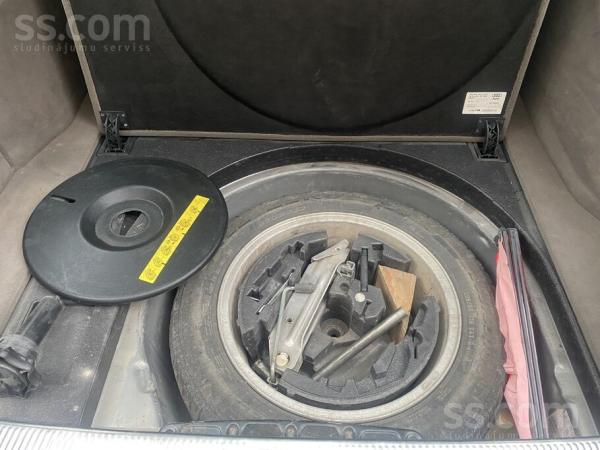 Grey Audi A6 2002 in Riga, with an engine capacity of 2.50 L and mileage of 355 thousand km for 1600 €, photo 8 on AUTOMOTO.COM.LV