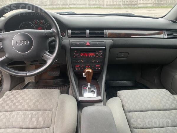 Grey Audi A6 2002 in Riga, with an engine capacity of 2.50 L and mileage of 355 thousand km for 1600 €, photo 10 on AUTOMOTO.COM.LV