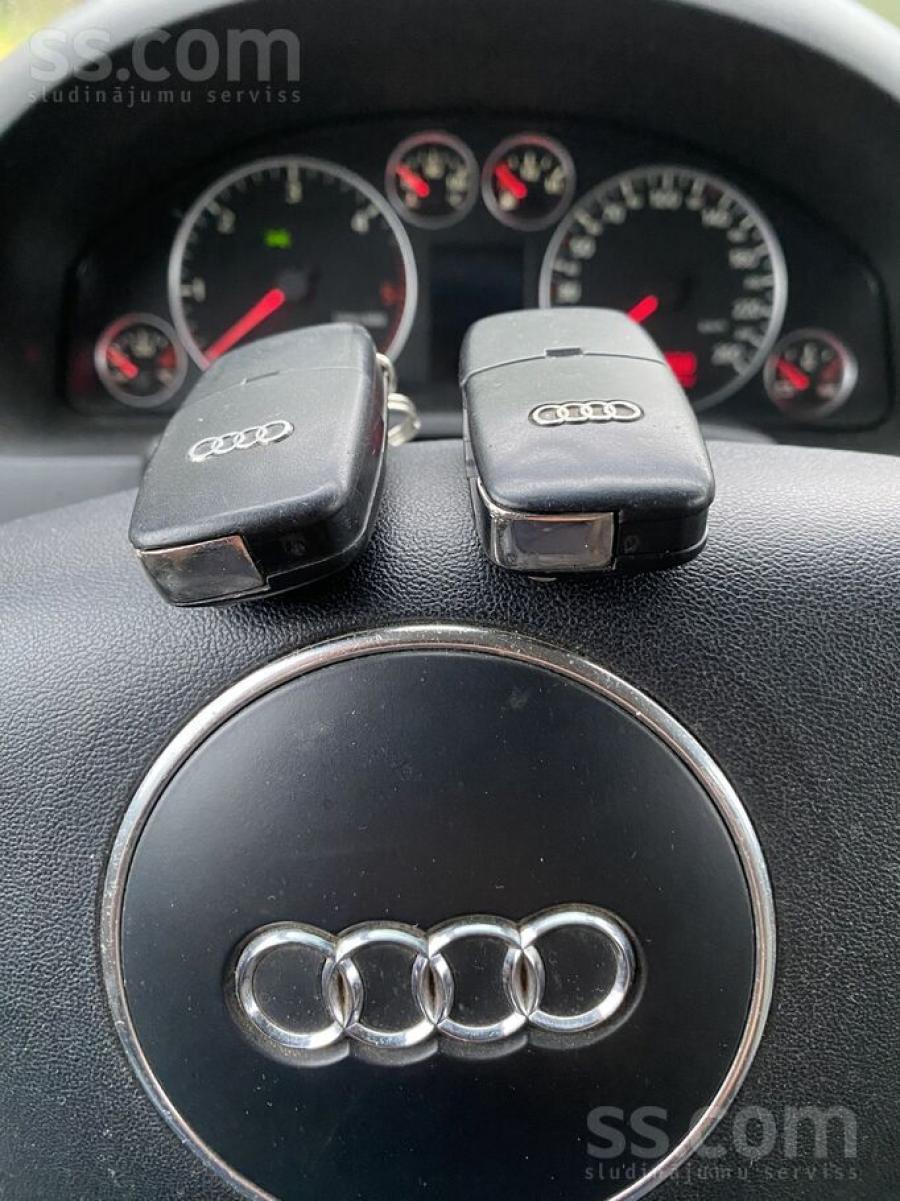 Grey Audi A6 2002 in Riga, with an engine capacity of 2.50 L and mileage of 355 thousand km for 1600 €, photo 18 on AUTOMOTO.COM.LV