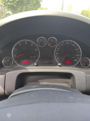 Pelēks Audi A6 2002 Viļņa, ar dzinēja tilpumu 2.39 L un nobraukumu 300 tūkst. km par 2200 €, foto 9 vietnē AUTOMOTO.COM.LV
