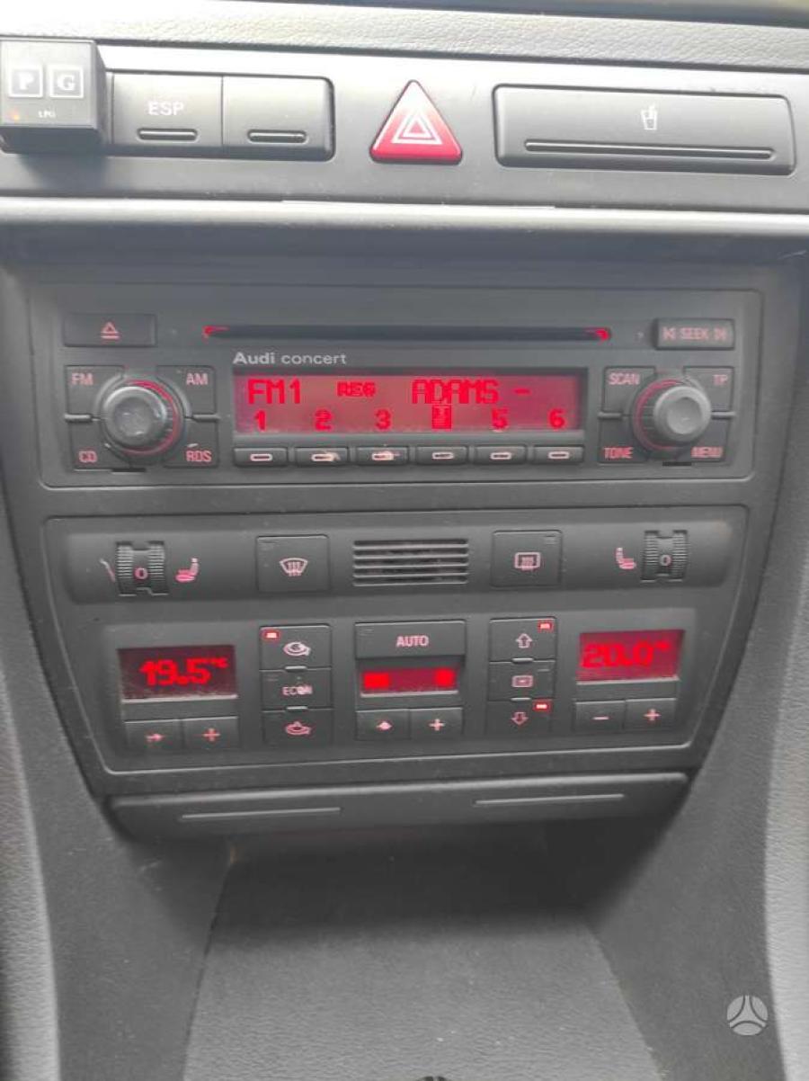 Pelēks Audi A6 2002 Viļņa, ar dzinēja tilpumu 2.39 L un nobraukumu 300 tūkst. km par 2200 €, foto 10 vietnē AUTOMOTO.COM.LV