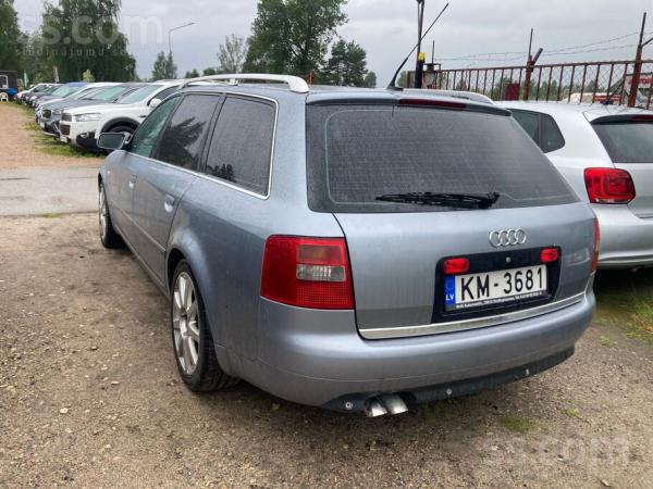 Pelēks Audi A6 2003 Rīga, ar dzinēja tilpumu 2.50 L un nobraukumu 388 tūkst. km par 990 €, foto 3 vietnē AUTOMOTO.COM.LV