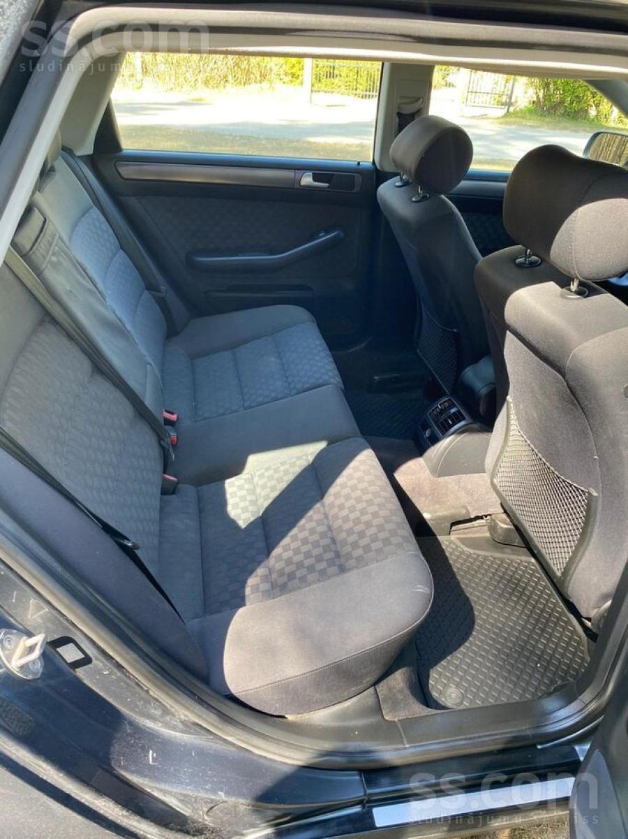 Grey Audi A6 2003 in Talsi, with an engine capacity of 2.00 L and mileage of 284 thousand km for 1800 €, photo 5 on AUTOMOTO.COM.LV