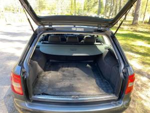 Grey Audi A6 2003 in Talsi, with an engine capacity of 2.00 L and mileage of 284 thousand km for 1800 €, photo 9 on AUTOMOTO.COM.LV