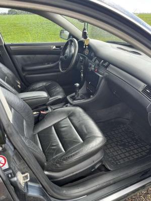 Grey Audi A6 2003 in Panevezys, with an engine capacity of 1.90 L and mileage of 409 thousand km for 2150 €, photo 3 on AUTOMOTO.COM.LV