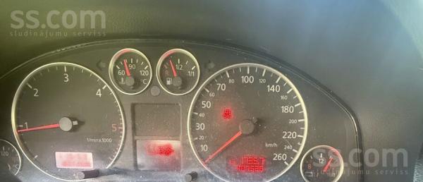 Pelēks Audi A6 2003 Ventspils, ar dzinēja tilpumu 1.90 L un nobraukumu 488 tūkst. km par 1500 €, foto 5 vietnē AUTOMOTO.COM.LV