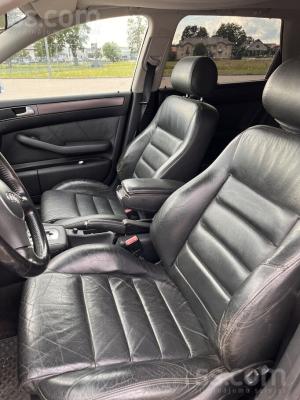 Pelēks Audi A6 2003 Valmiera, ar dzinēja tilpumu 2.50 L un nobraukumu 330 tūkst. km par 1600 €, foto 10 vietnē AUTOMOTO.COM.LV