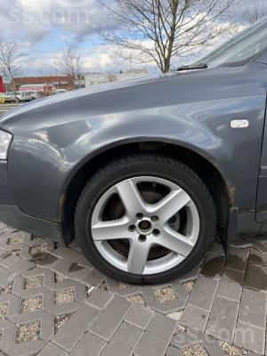 Pelēks Audi A6 2003 Rīga, ar dzinēja tilpumu 1.90 L un nobraukumu 374 tūkst. km par 2000 €, foto 5 vietnē AUTOMOTO.COM.LV