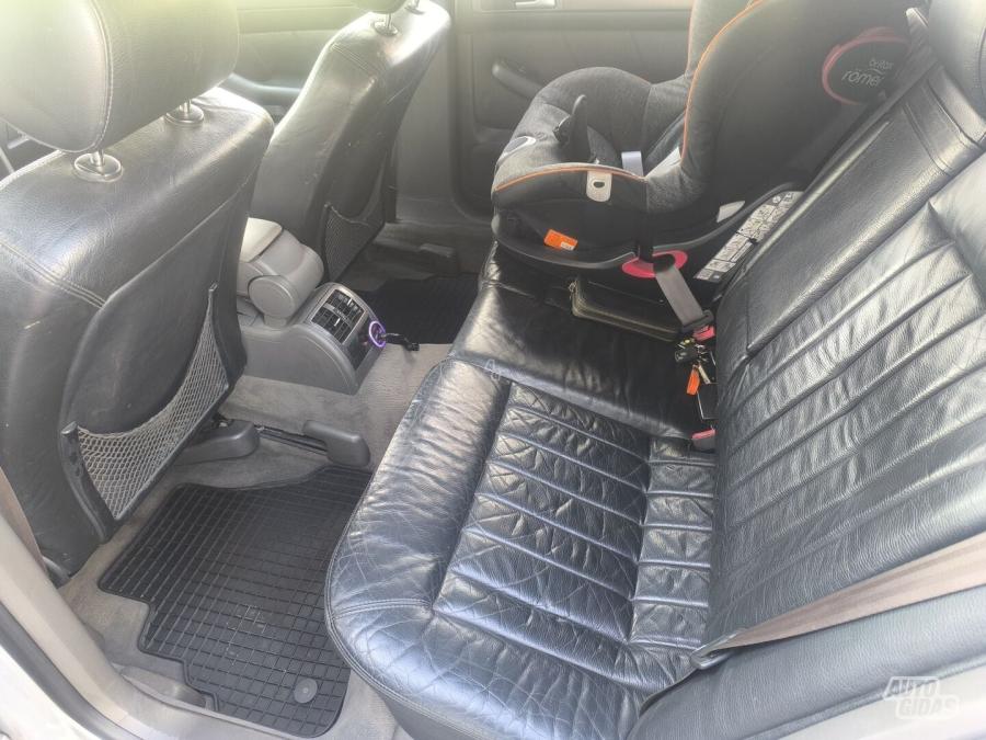 Grey Audi A6 2003 in Vilnius, with an engine capacity of 1.90 L and mileage of 477 thousand km for 2200 €, photo 16 on AUTOMOTO.COM.LV
