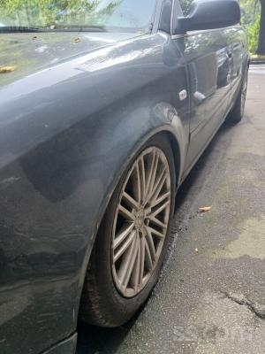 Grey Audi A6 2003 in Riga, with an engine capacity of 1.80 L and mileage of 301 thousand km for 1200 €, photo 6 on AUTOMOTO.COM.LV