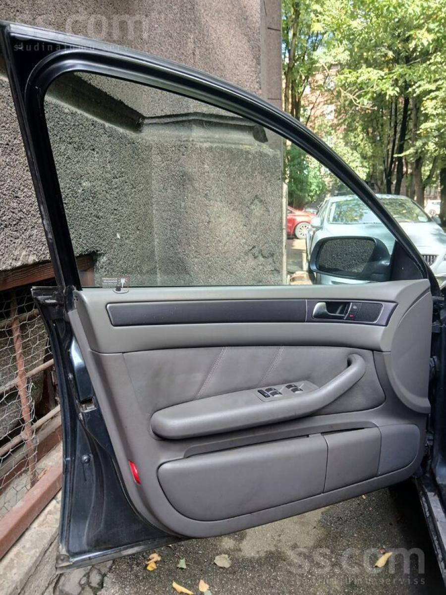 Grey Audi A6 2003 in Riga, with an engine capacity of 1.80 L and mileage of 301 thousand km for 1200 €, photo 13 on AUTOMOTO.COM.LV