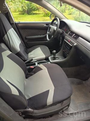 Grey Audi A6 2003 in Ventspils, with an engine capacity of 1.90 L and mileage of 493 thousand km for 1250 €, photo 6 on AUTOMOTO.COM.LV