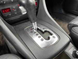 Pelēks Audi A6 2004 Daugavpils, ar dzinēja tilpumu 2.50 L un nobraukumu 303 tūkst. km par 1990 €, foto 13 vietnē AUTOMOTO.COM.LV
