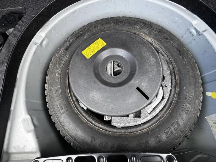 Pelēks Audi A6 2004 Daugavpils, ar dzinēja tilpumu 2.50 L un nobraukumu 303 tūkst. km par 1990 €, foto 20 vietnē AUTOMOTO.COM.LV