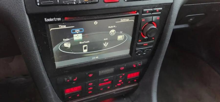Pelēks Audi A6 2004 Valmiera, ar dzinēja tilpumu 2.50 L un nobraukumu 519 tūkst. km par 1650 €, foto 14 vietnē AUTOMOTO.COM.LV
