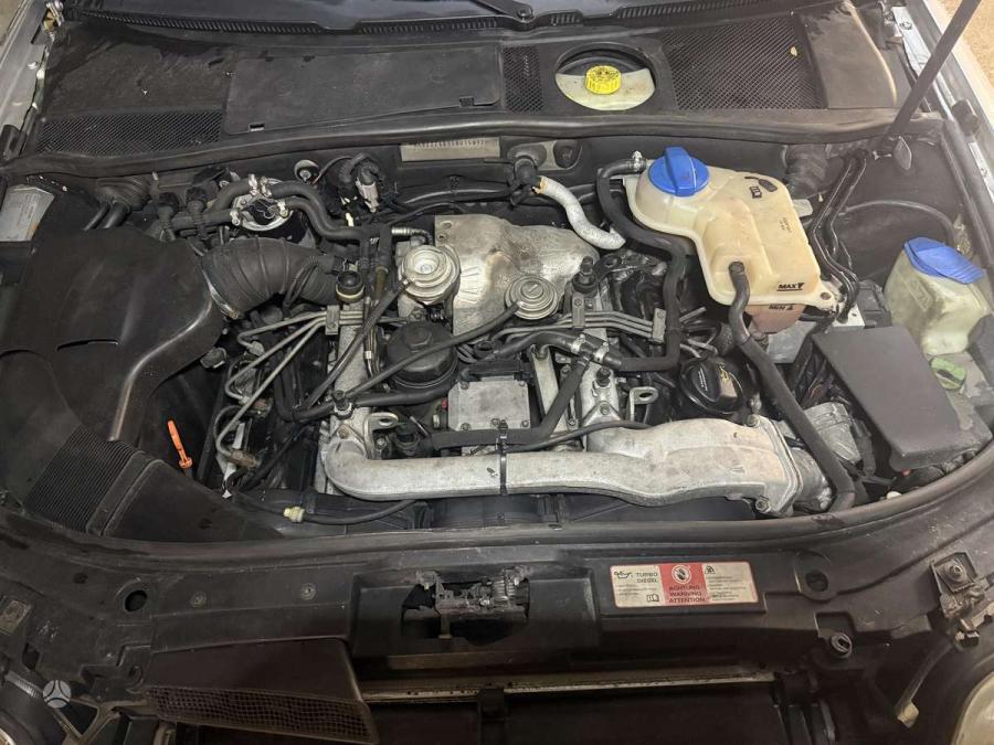 Grey Audi A6 2004 in Vilnius, with an engine capacity of 2.50 L and mileage of 397 thousand km for 750 €, photo 6 on AUTOMOTO.COM.LV