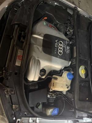 Grey Audi A6 2004 in Vilnius, with an engine capacity of 2.50 L and mileage of 397 thousand km for 750 €, photo 7 on AUTOMOTO.COM.LV
