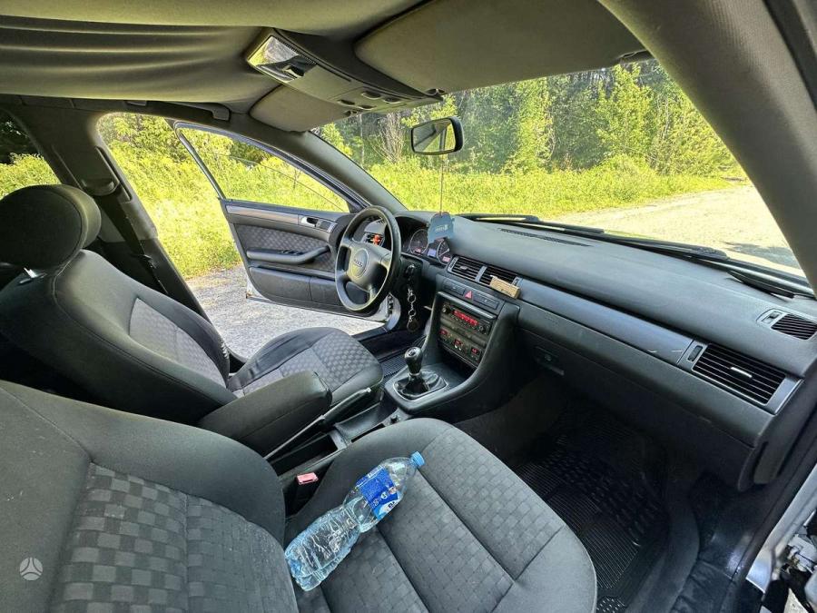 Grey Audi A6 2004 in Vilnius, with an engine capacity of 1.90 L and mileage of 280 thousand km for 999 €, photo 8 on AUTOMOTO.COM.LV