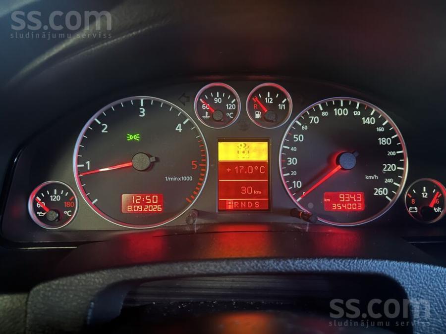 Grey Audi A6 2004 in Riga, with an engine capacity of 2.50 L and mileage of 353 thousand km for 1600 €, photo 13 on AUTOMOTO.COM.LV