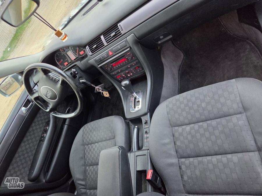 Pelēks Audi A6 2004 Mažeikiai, ar dzinēja tilpumu 2.50 L un nobraukumu 363 tūkst. km par 1550 €, foto 7 vietnē AUTOMOTO.COM.LV