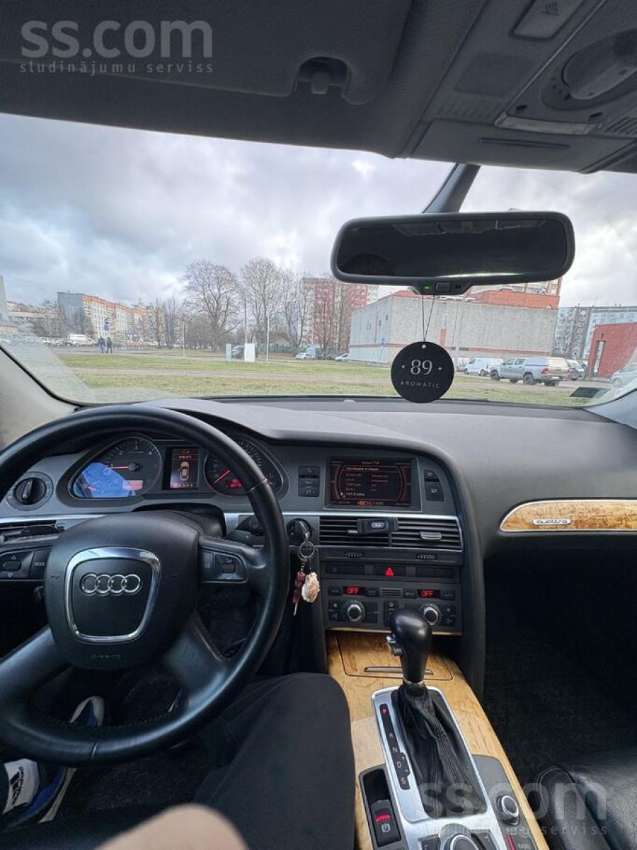 Grey Audi A6 2005 in Riga, with an engine capacity of 3.00 L and mileage of 325 thousand km for 1500 €, photo 12 on AUTOMOTO.COM.LV