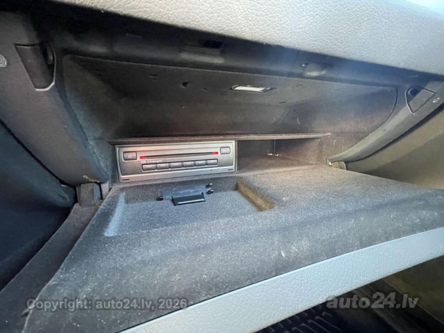 Grey Audi A6 2005 in Tartu, with an engine capacity of 3.00 L and mileage of 361 thousand km for 2999 €, photo 18 on AUTOMOTO.COM.LV
