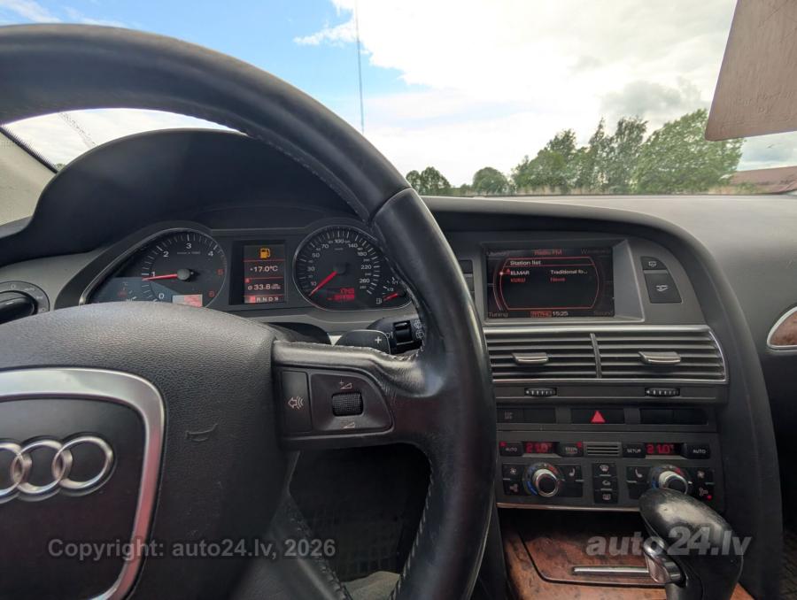 Pelēks Audi A6 2005 Mustvē, ar dzinēja tilpumu 3.00 L un nobraukumu 380 tūkst. km par 1299 €, foto 7 vietnē AUTOMOTO.COM.LV