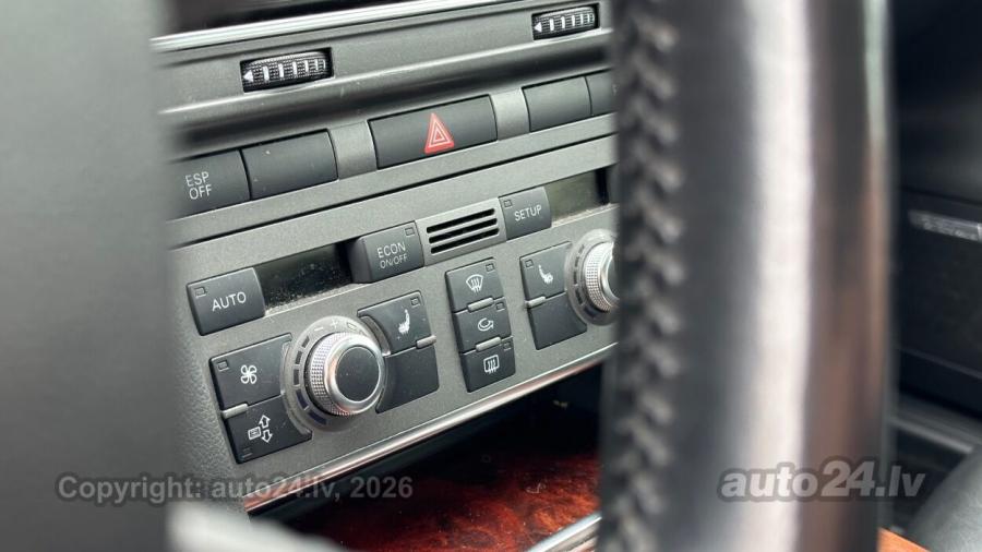 Серый Ауди А6 2005 в Таллин, объемом двигателя 3.00 л и пробегом 345 тыс. км за 3999 €, фото 10 на AUTOMOTO.COM.LV