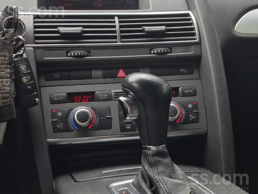 Серый Ауди А6 2005 в Рига, объемом двигателя 3.00 л и пробегом 370 тыс. км за 2400 €, фото 9 на AUTOMOTO.COM.LV
