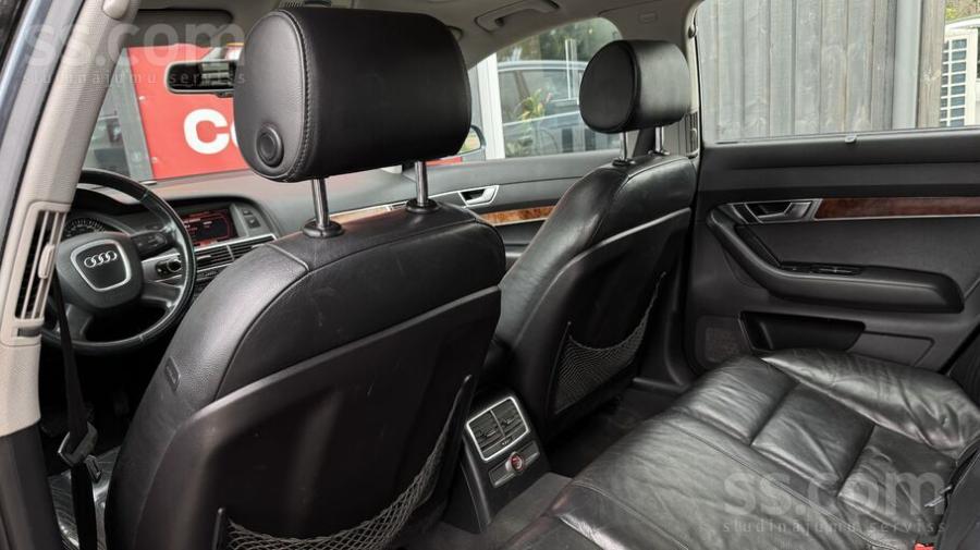 Grey Audi A6 2005 in Riga, with an engine capacity of 3.00 L and mileage of 387 thousand km for 2990 €, photo 8 on AUTOMOTO.COM.LV