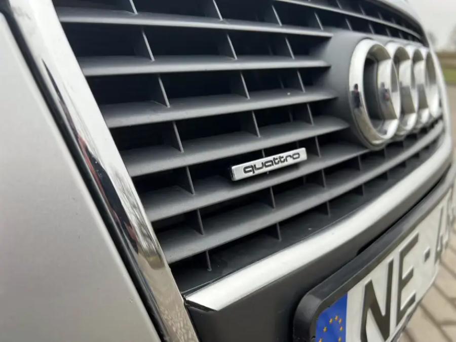 Pelēks Audi A6 2005 Jēkabpils, ar dzinēja tilpumu 3.00 L un nobraukumu 216 tūkst. km par 3890 €, foto 10 vietnē AUTOMOTO.COM.LV